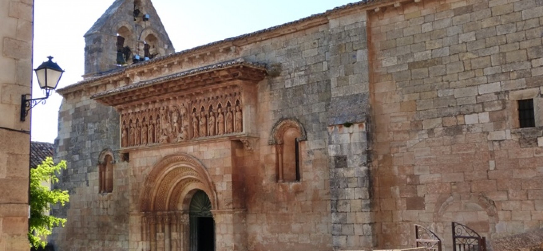 Galería de fotos por la ruta norte del románico palentino | Destino ...