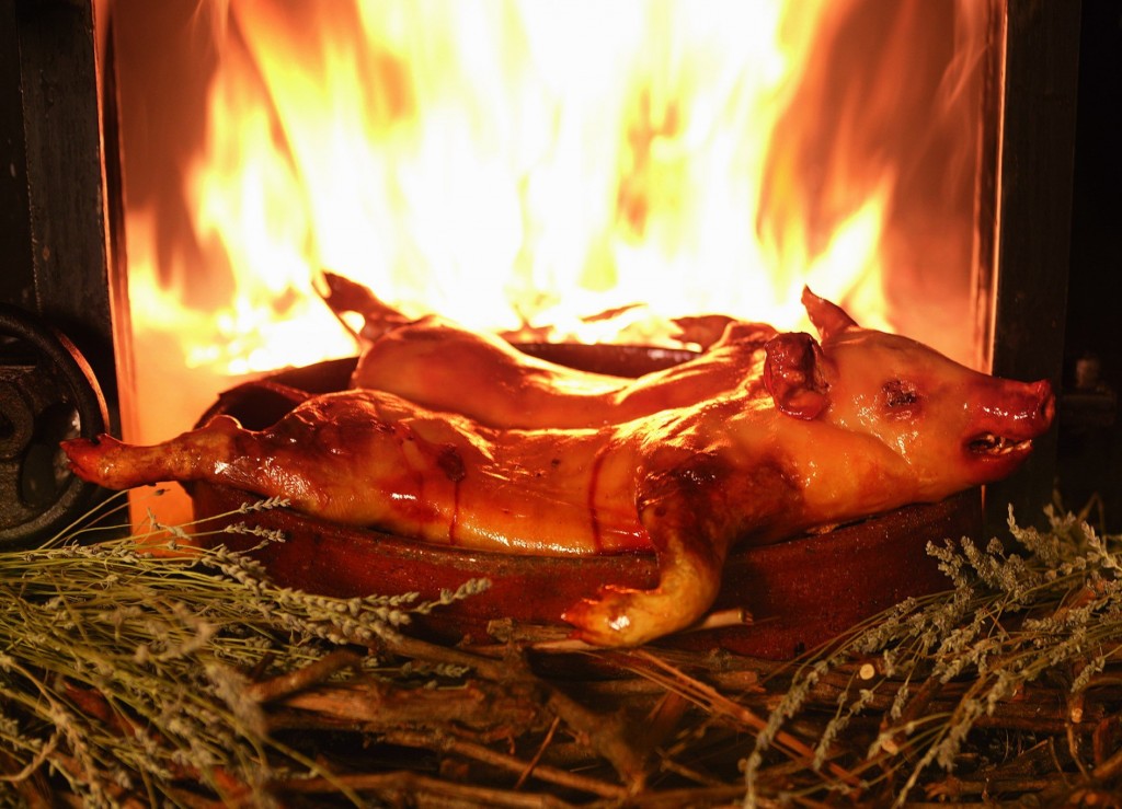cochinillo asado de Arévalo - Destino Castilla y León